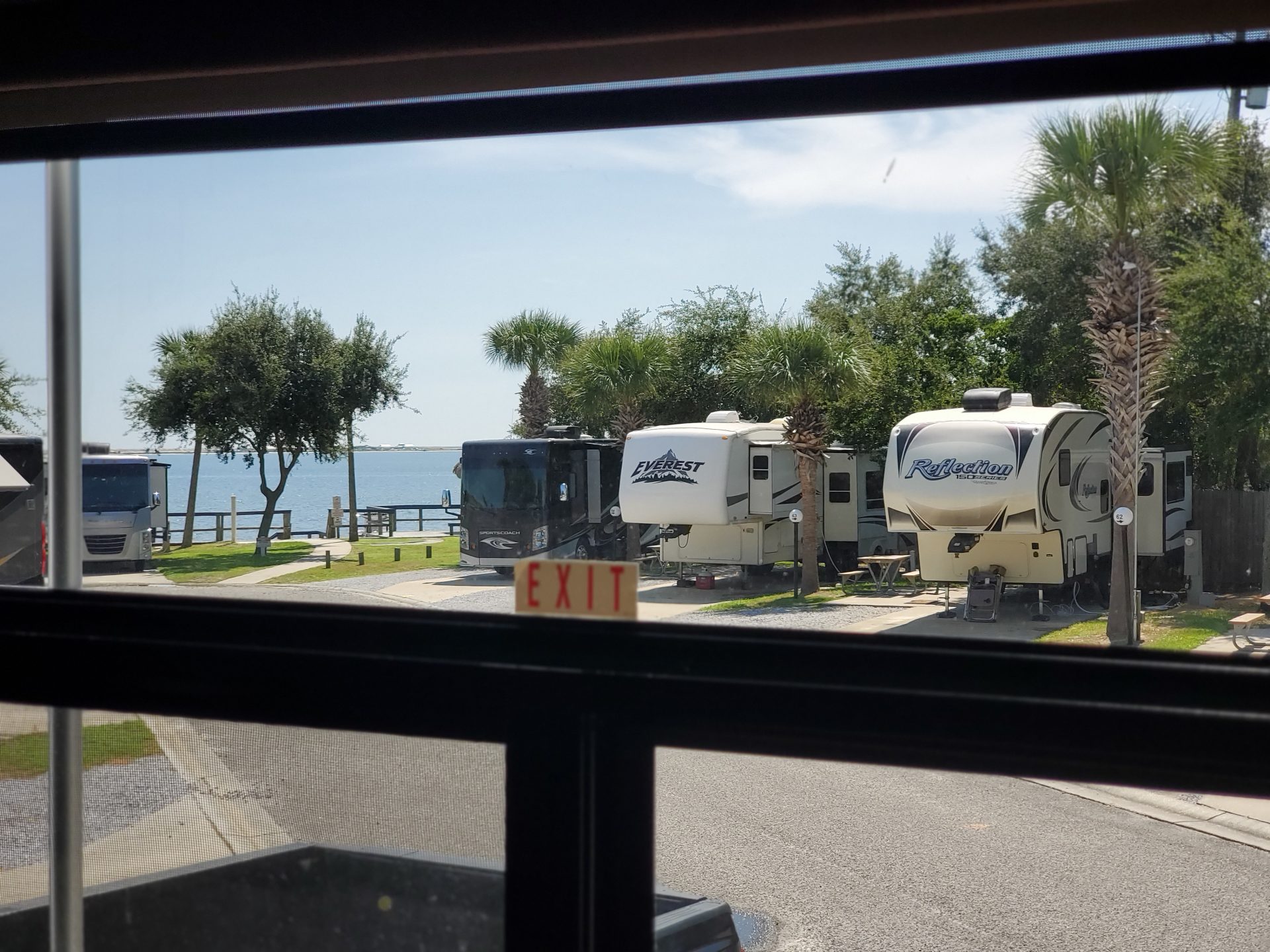 Emerald Beach RV Park in Navarre Florida - RV with Us